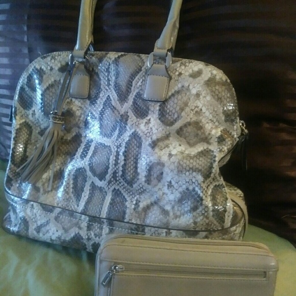 Guess | Bags | Authentic Guess Snake Embossed Handbag | Poshmark